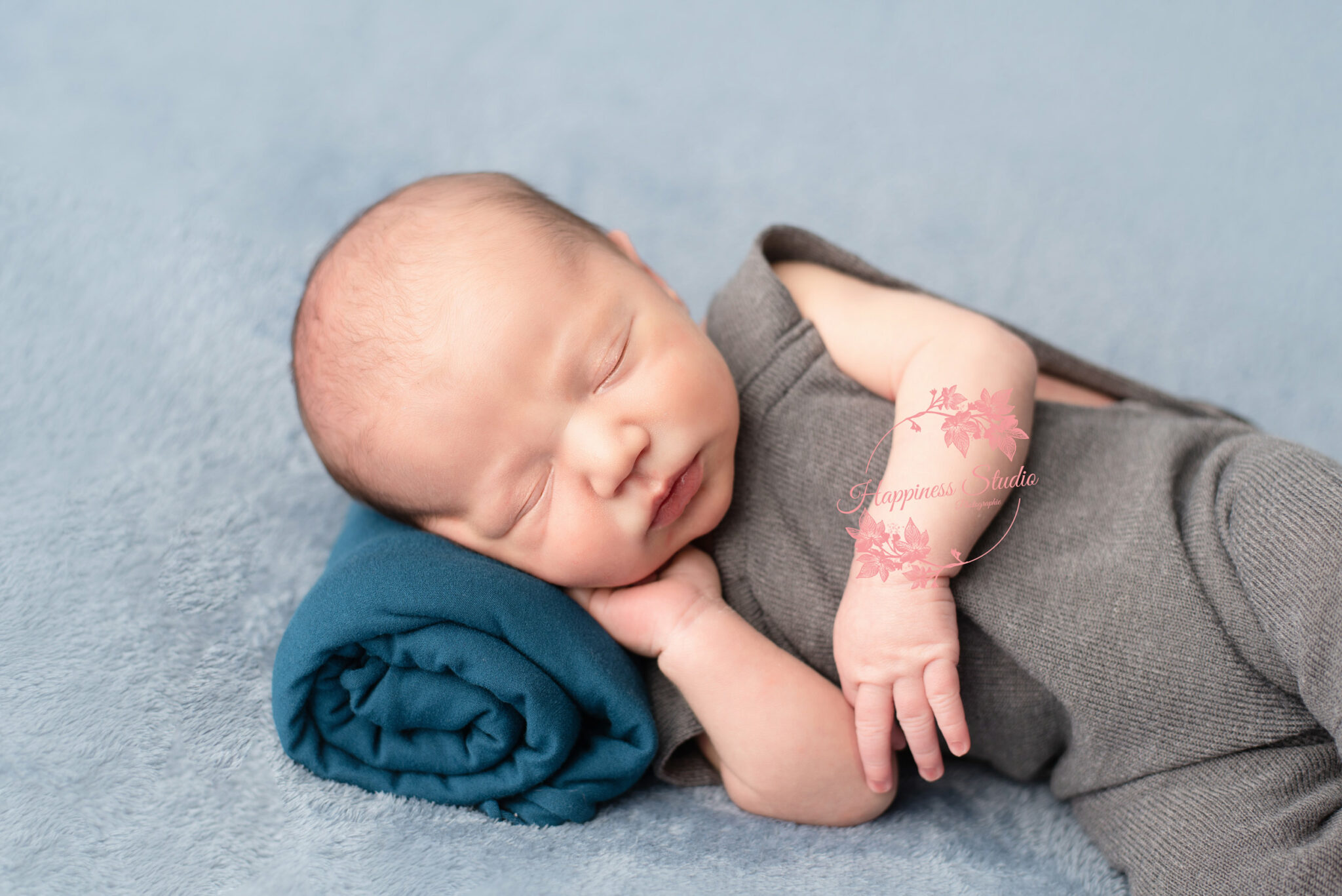 Photographe naissance, nouveau-né et bébé à Lyon